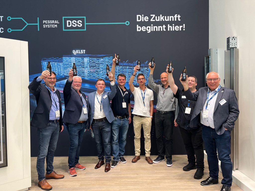 INTEC GmbH Ingenieurservice // Ihr Spezialist für Aufzugsteuerungen